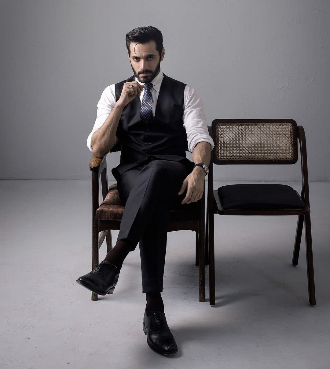Wahaj Ali Height, Weight, Age, Net Worth, Wiki, Biography, Family, and ...